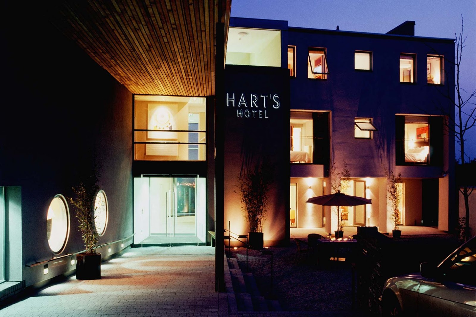 The Groundhopper: Cottesmore Amateurs 2-3 Allexton & New Parks FC