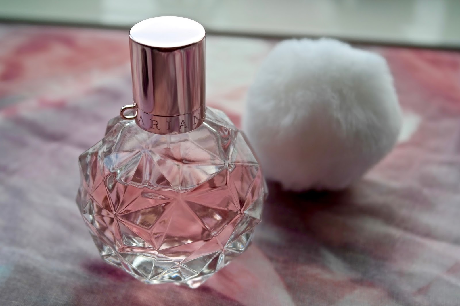 MISSFLOSSYxo: Pom Pom Perfume - ARI by Ariana Grande