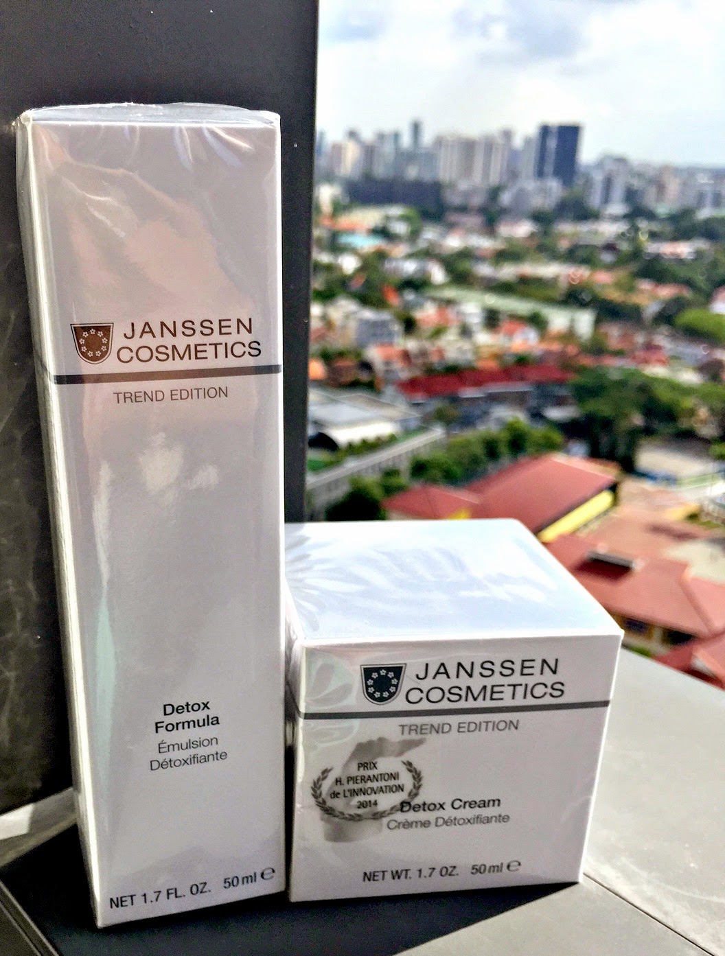 Janssen Cosmetics Trend Detox