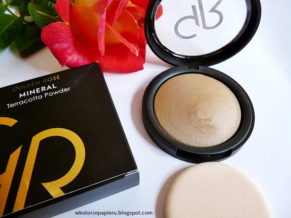 W Kolorze Papieru: Bronzer zdobywa szturmem internety czyli Mineral ...