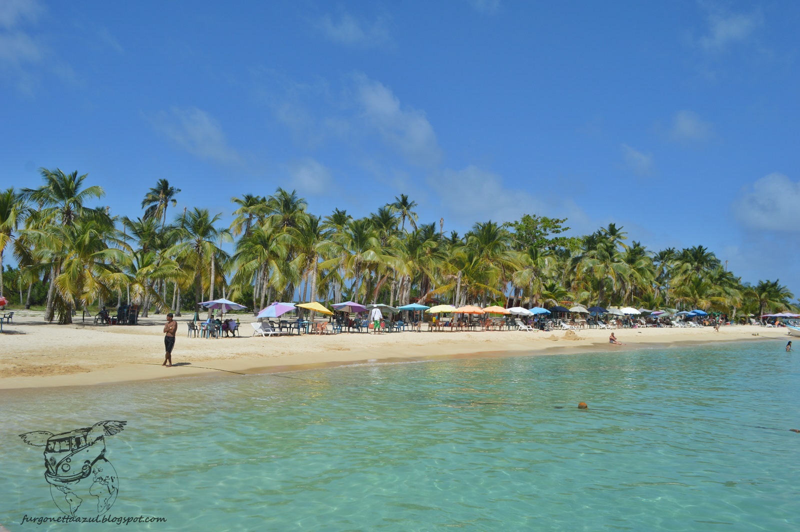 FURGONETA AZUL: PARQUE NACIONAL MORROCOY- CAYO SAL Y CHICHIRIVICHE.