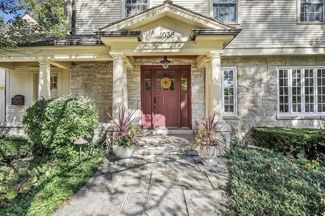 A Rare Sears Glen View Model in... Glenview!