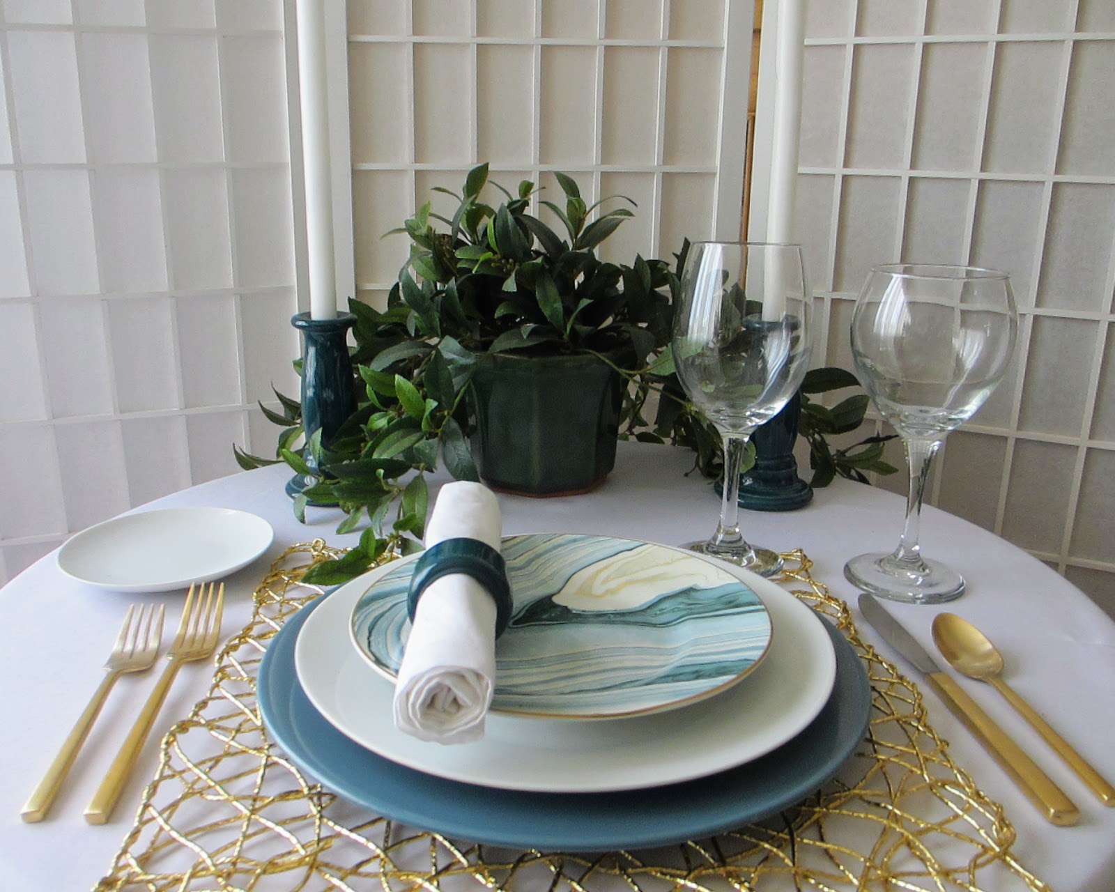 Table for One: Teal Blue Wave Table