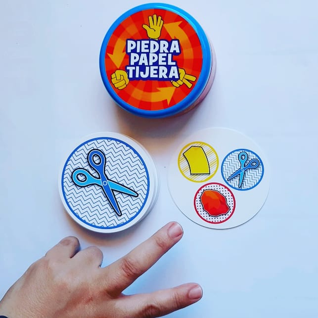 PIEDRA, PAPEL O TIJERA