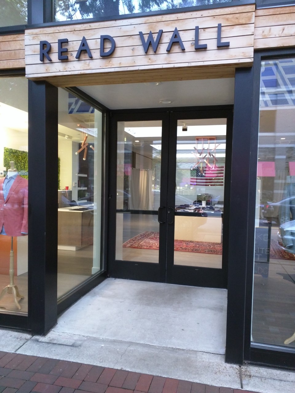 Robert Dyer @ Bethesda Row: Read Wall now open at Bethesda Row (Photos)