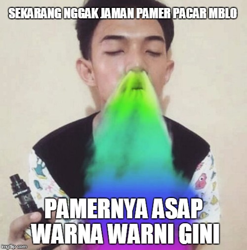 15 Meme Lucu 'Rokok Elektrik Vapor' Ini Nyindir Abis Gaya Ngebul Kekinian