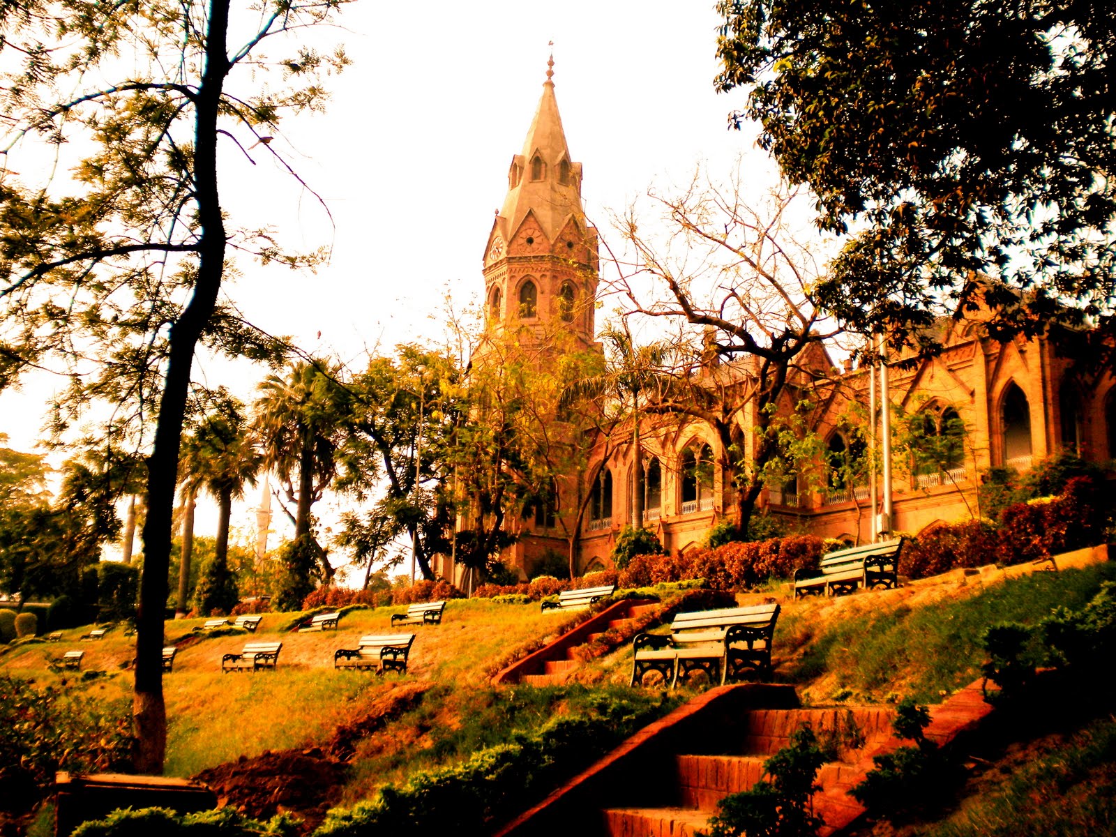 Photography of Pakistan: Some of my photographs, taken at GC university ...