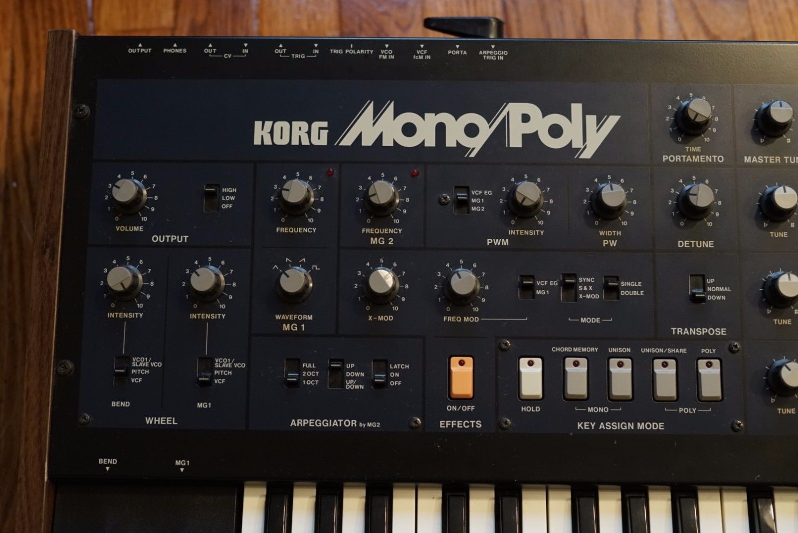 MATRIXSYNTH: KORG Mono Poly Synthesizer with MIDI Retrofit SN 371382