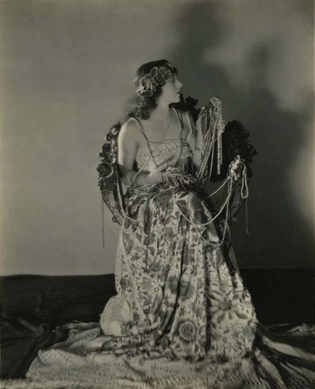 35 Beautiful Photos of American Actress Jobyna Ralston in the 1920s ...