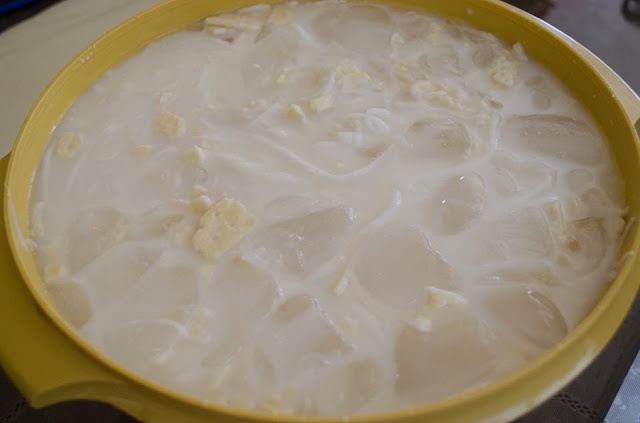 Kusina Diaries: Linamaw na Buko