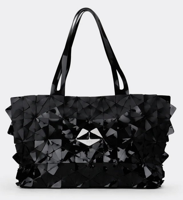 12 Merek Tas Wanita Branded dan Tas Produk Lokal Berkualitas - Ekonomi ...