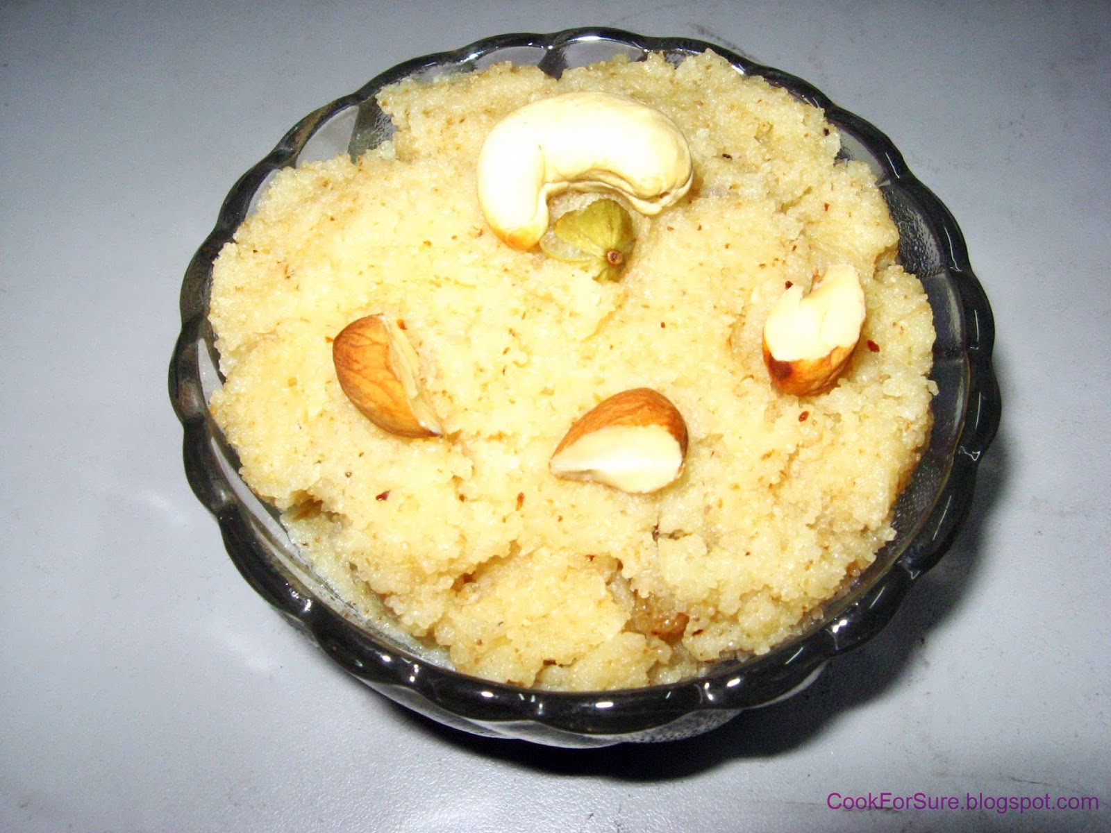 Sooji Halwa / Semolina Halwa