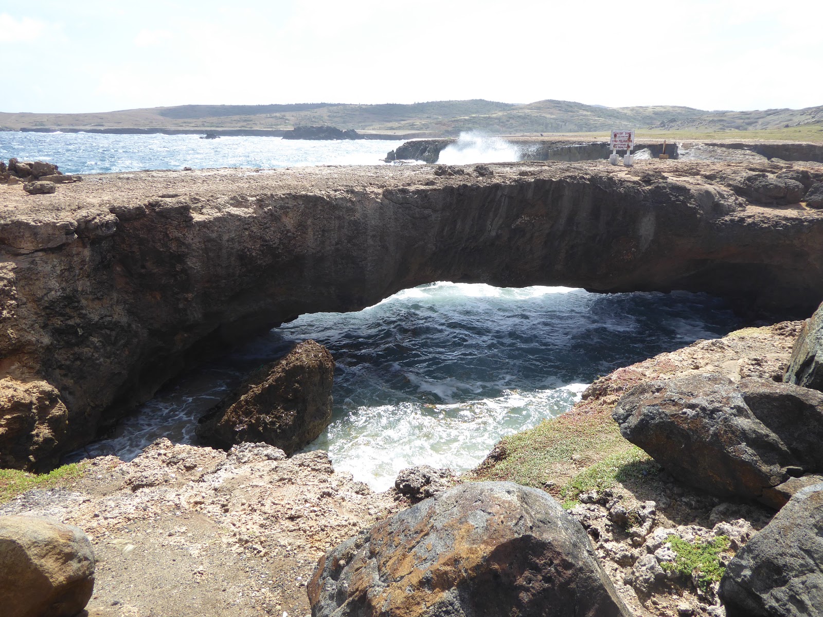 Photo-ops: Natural Arch: Baby Natural Bridge - Arikok National Park, Aruba