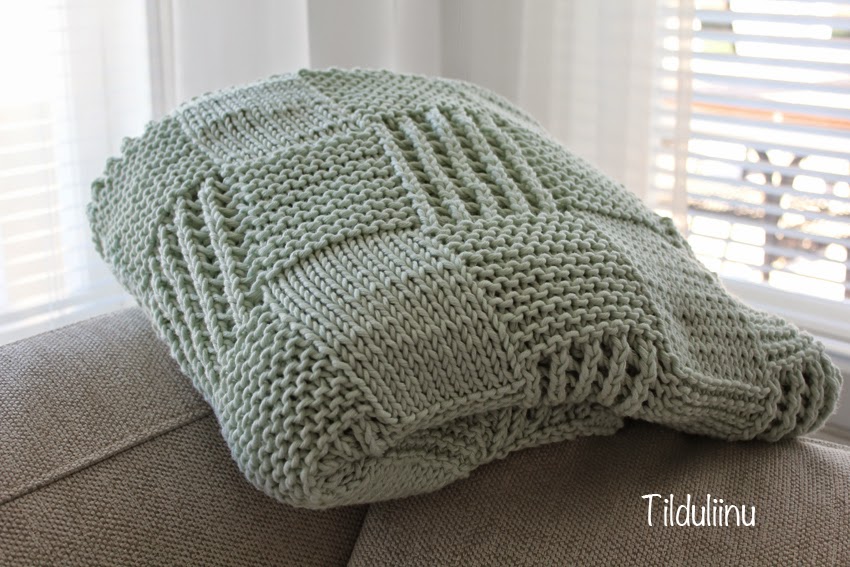 Tilduliinu: Vauvan kudottu peitto