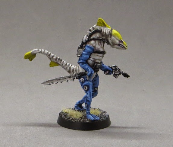 Magpie and Old Lead: Something Smells Fishy to Me - Painting a Piscean ...