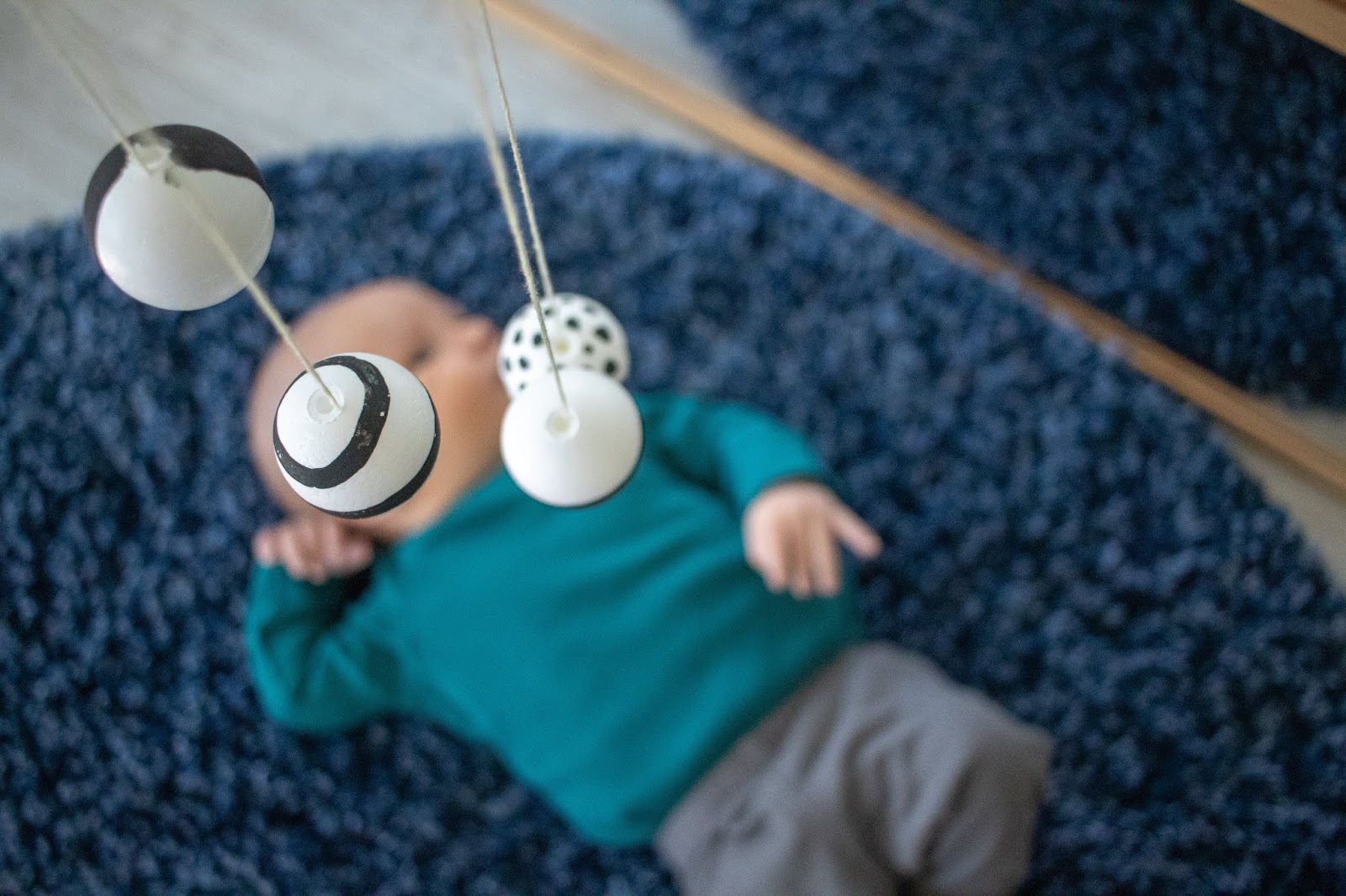 Why Use Montessori Baby Mobiles at Home?