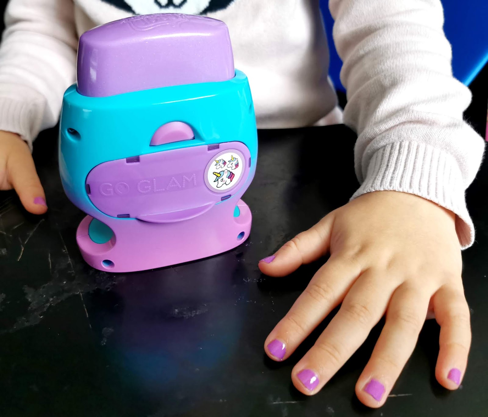 Tantrums To Smiles: Go Glam Nail Stamper **REVIEW**