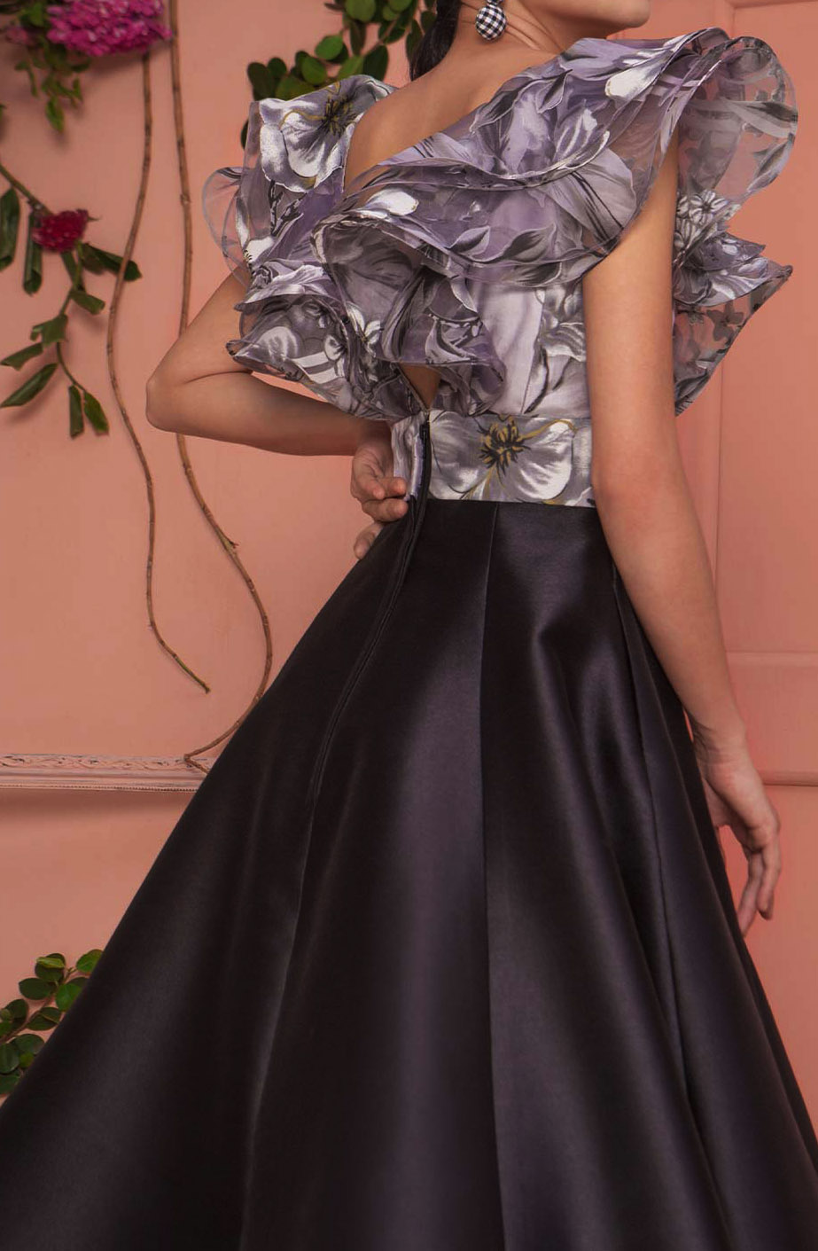 Fashion extraordinaire Mark Bumgarner is making waves