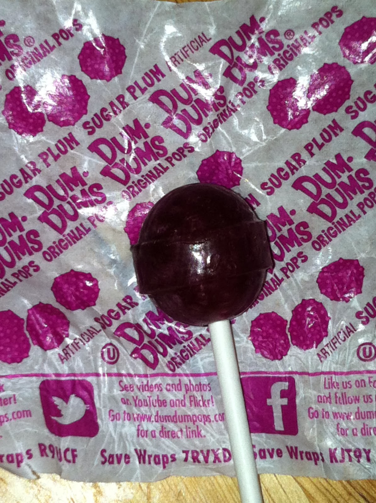The Holidaze: Dum Dums Holiday Lollipops