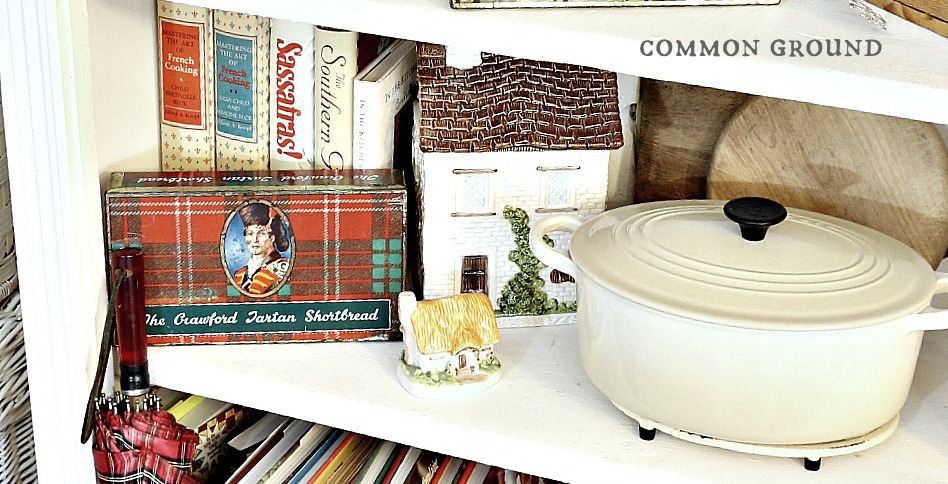 common ground : Christmas in the Cookbook Nook