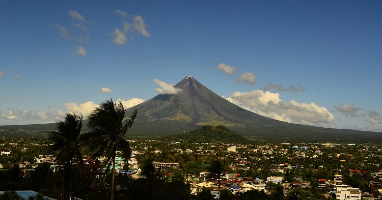 Lakbay sa Paraiso: Pinaka-photogenic na bulkan sa mundo