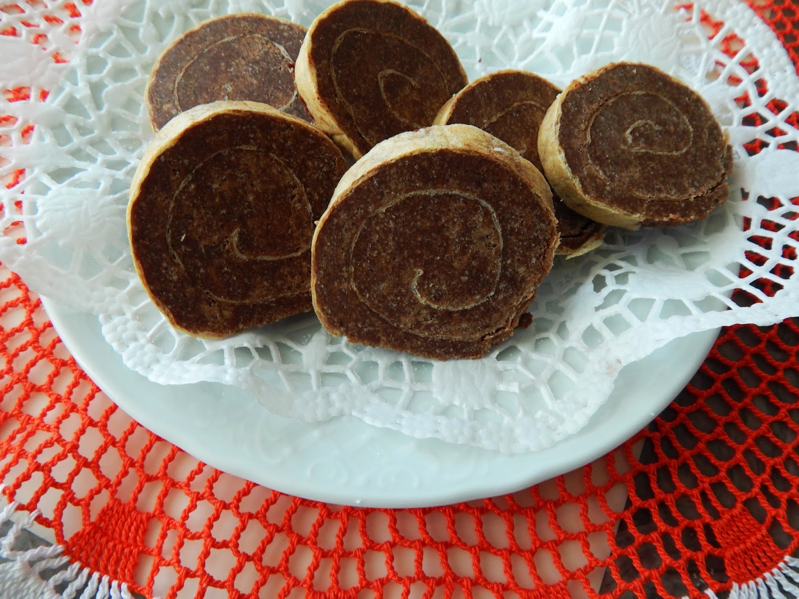 OBLANDA ROLAT SA ČOKOLADOM