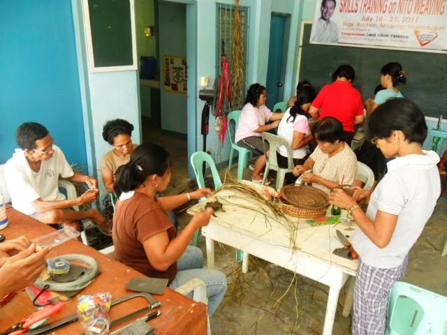 Marinduque Rising: Nito basket ware skills training