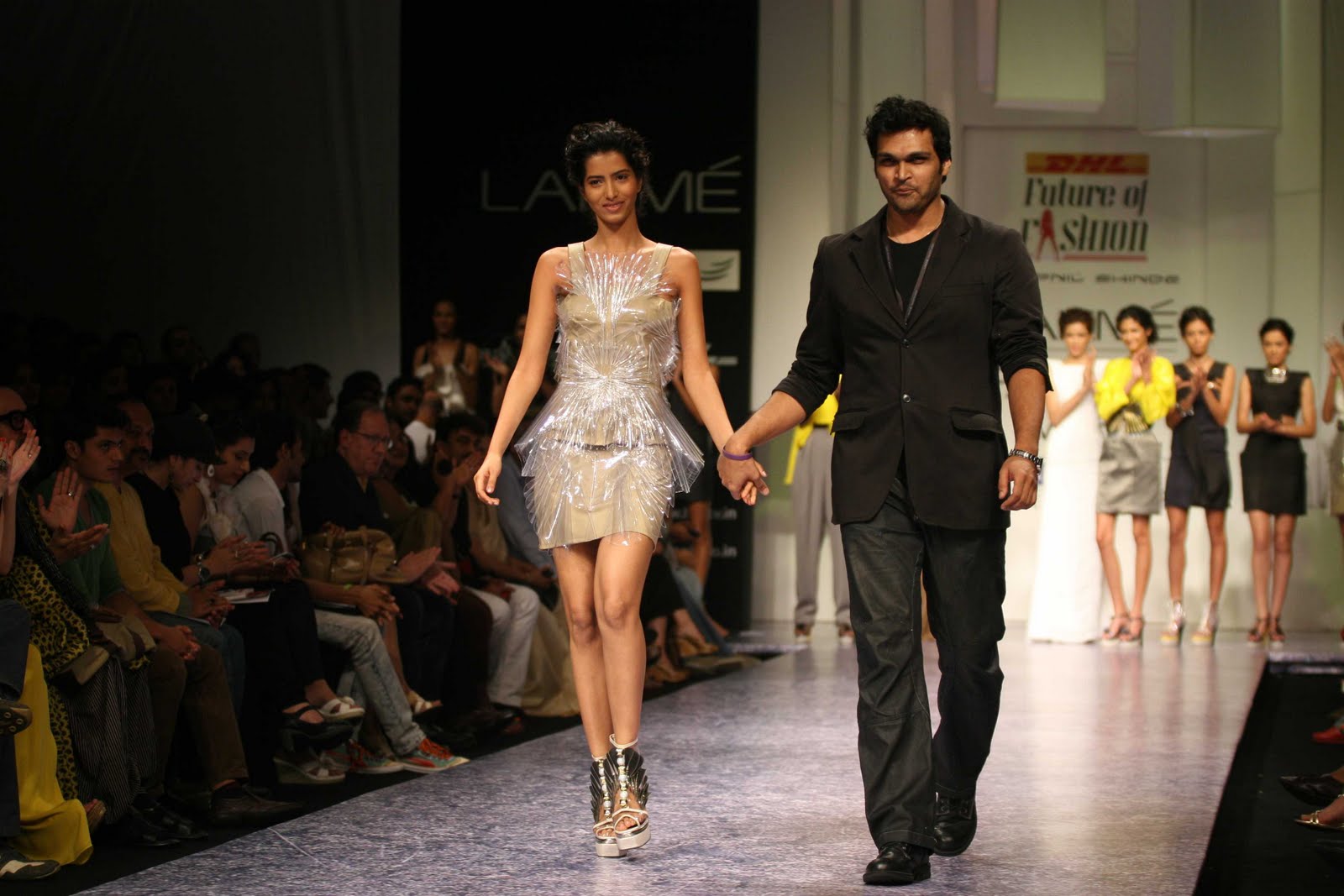 Swapnil shinde show-latest fashion show pics,current bollywood news ...
