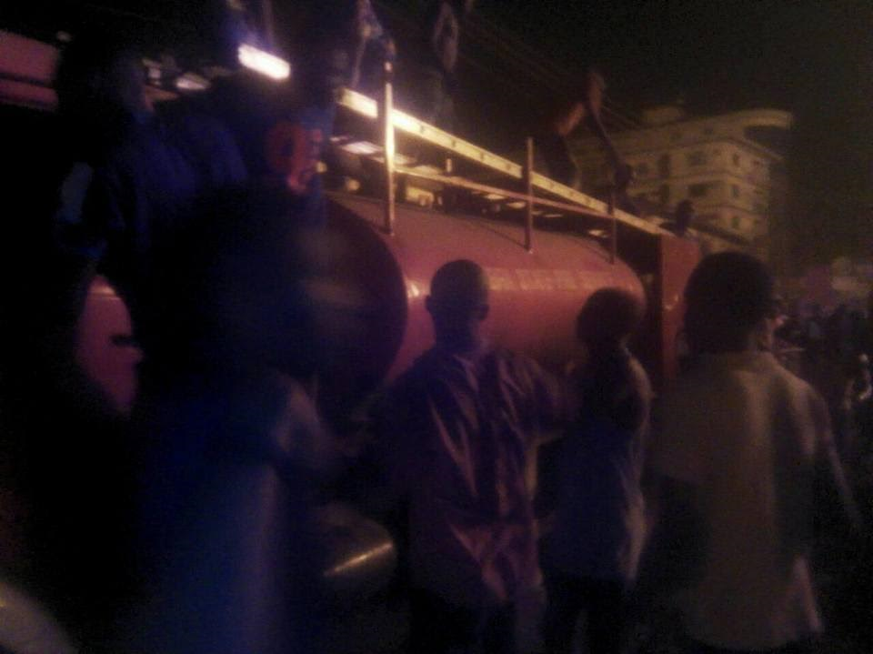 Welcome to Icechuks Blog : Photos/Video: Fire destroy filling station ...