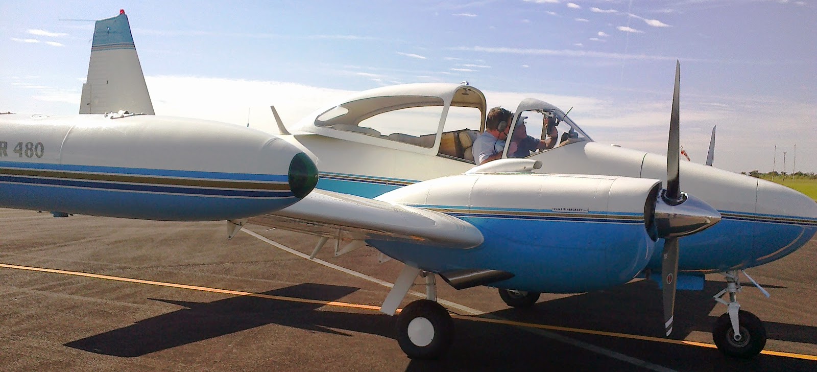 AVENTUREIRO DO AR: NAVION TWIN da JP. Martins Aviação em Araraquara-SP