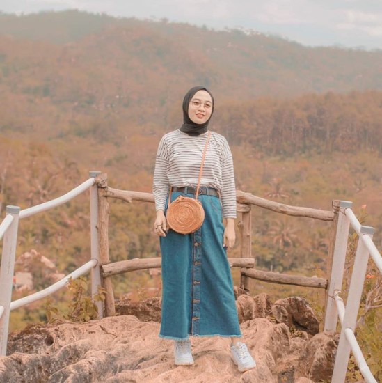 √ 39 Model Hijab Kekinian yang Paling Kece dan Gaul ala Anak Muda ...