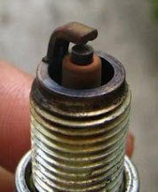 Pembakaran Sempurna Dilihat Dari Ujung Elektroda Busi - idokeren.com