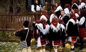 Colinde romanesti versuri - Florile dalbe