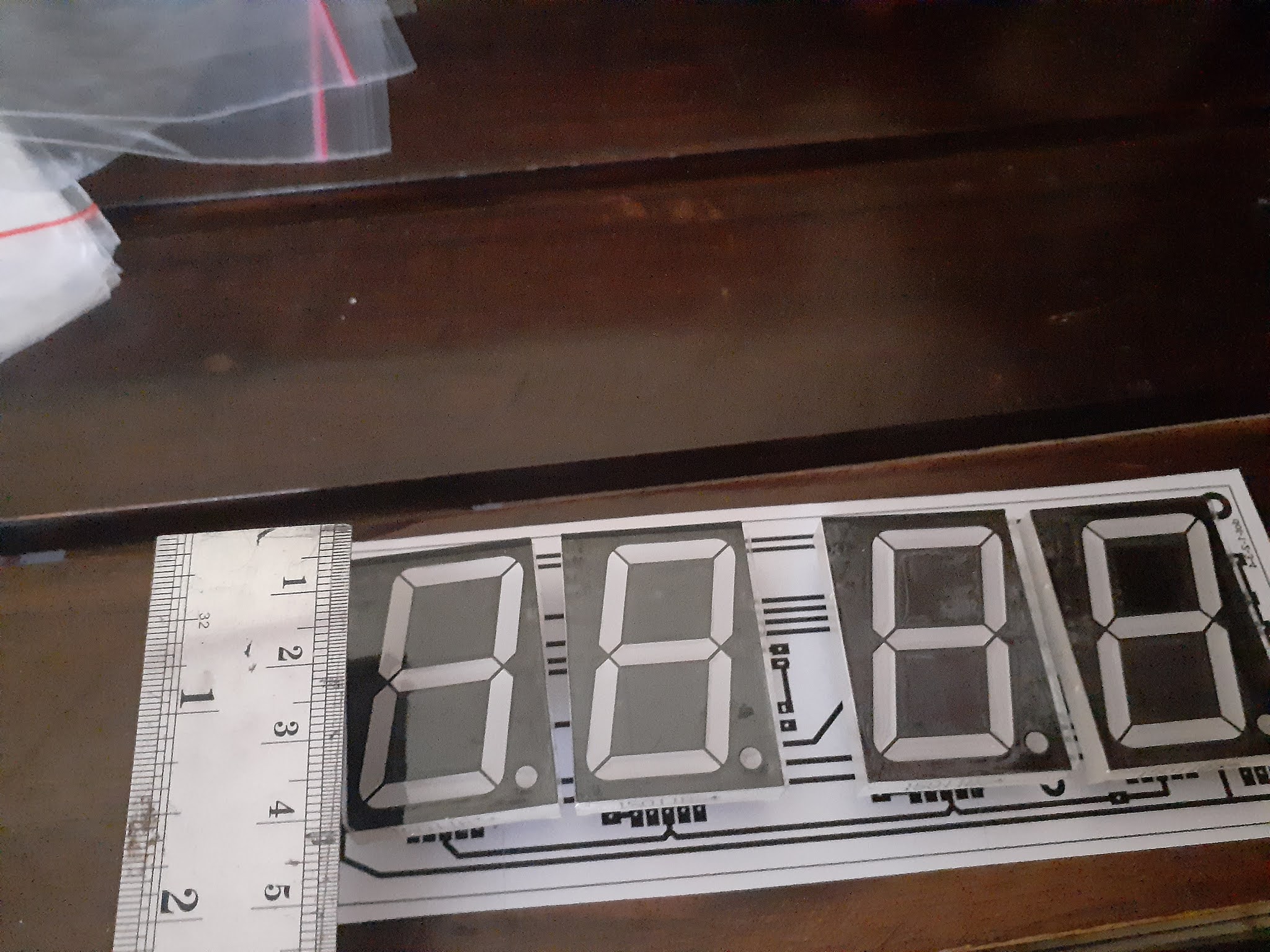 DIY dan design PCB jam digital besar, dengan 7 segmen, 9Volt, ukuran 1 ...