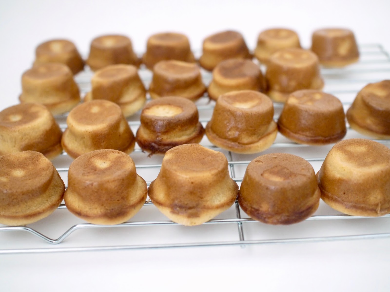 Little Mochi Cakes | lil chung's lil adventures