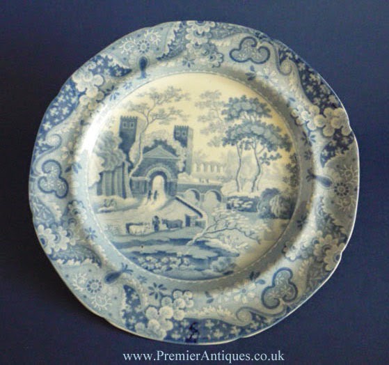 Premier Antiques: Early blue and white - Spode's Castle Pattern
