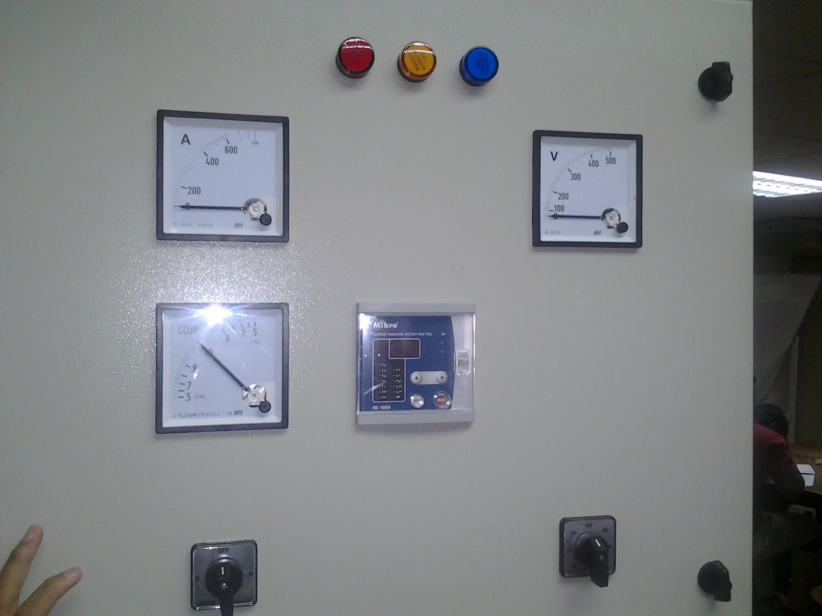 ELEKTRIK DUNIAKU: PAPAN SUIS UTAMA (SIRI 2)