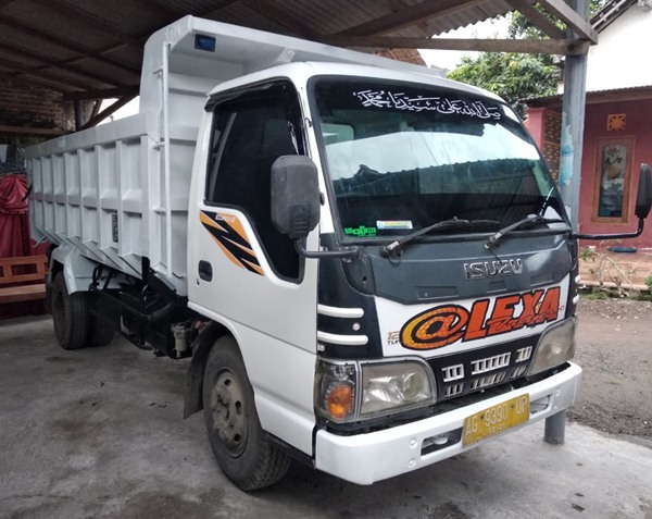 Truk CDD adalah (Mengenal Jenis/Model Truk CDD) - Jasa Angkutan Truk
