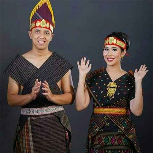 Pakaian Adat Sumatera Utara Lengkap Gambar dan Keterangannya - KARYA NUSANTARA
