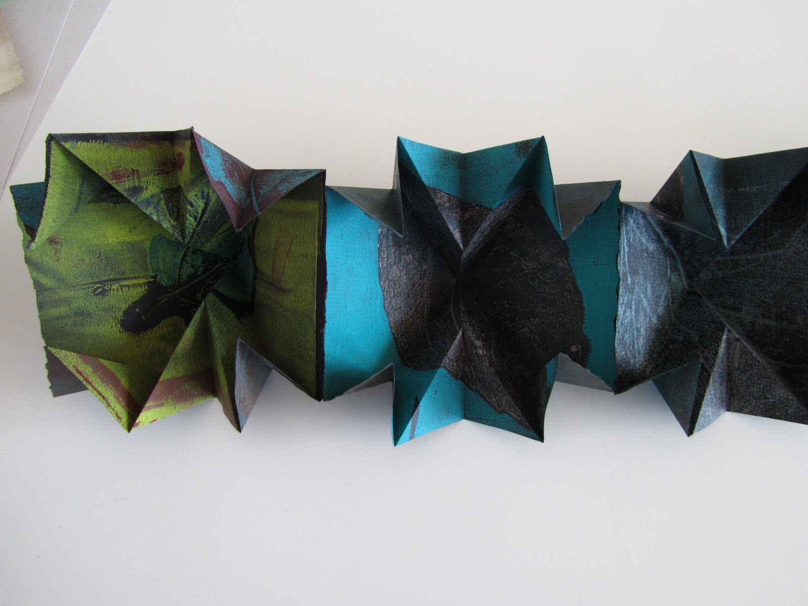 UnBound: A Paper Art Blog: Sculpting Dyed and Painted Papers
