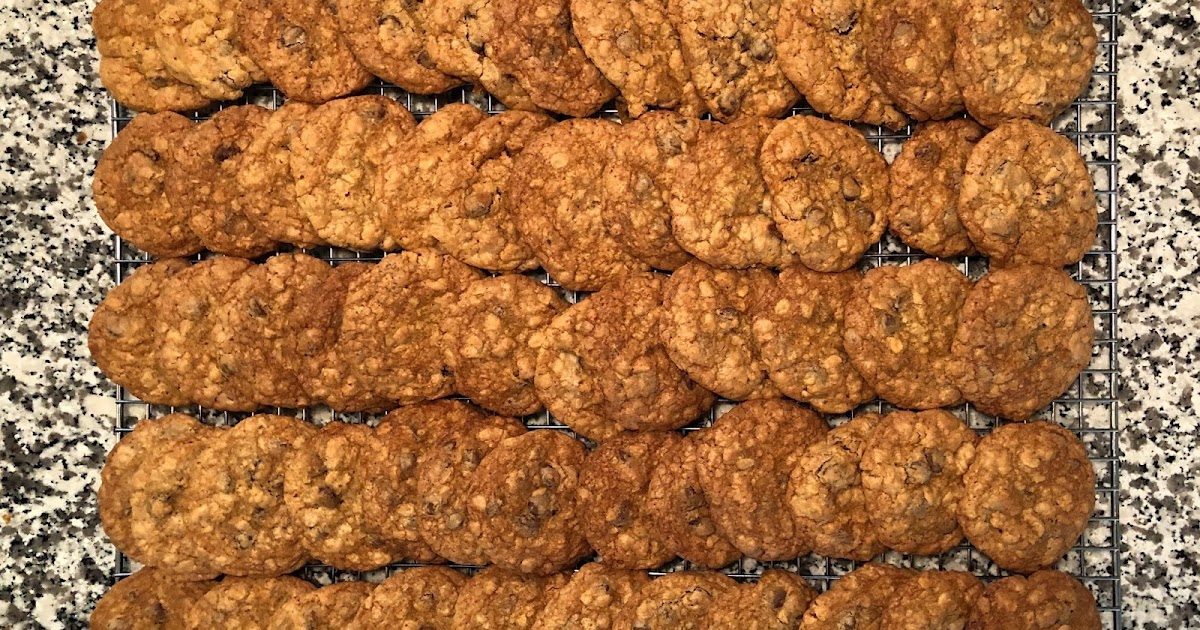 a little bit of everything: Reciipe: Quaker's Chewy Oatmeal Chocolate ...