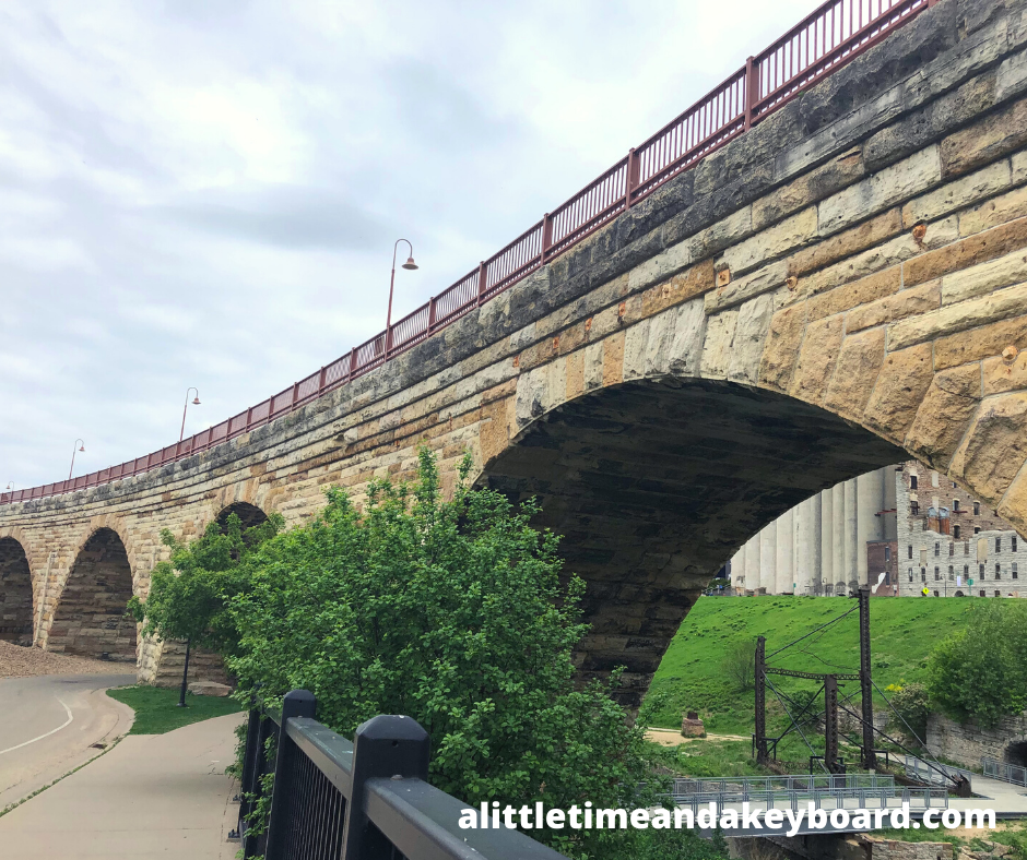 Stone Arch Bridge Construction