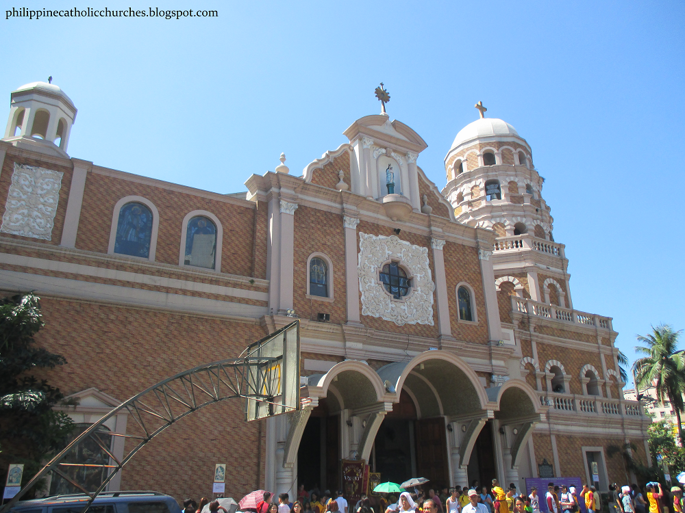Philippine Catholic Churches: SANTA CRUZ PARISH CHURCH, Manila, Philippines
