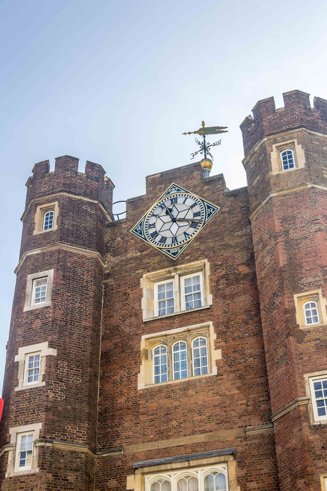 Buckingham Palace – WorldTravelReynolds