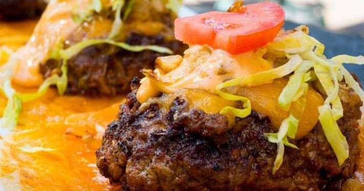 The Holiday and Travel Magazine: EAT LIKE AN INSIDER: YOUR GUIDE TO ...