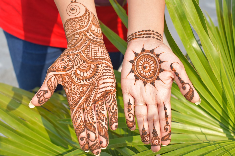 Moroccan Henna Tatto ~ Your Guide To Discover Morocco