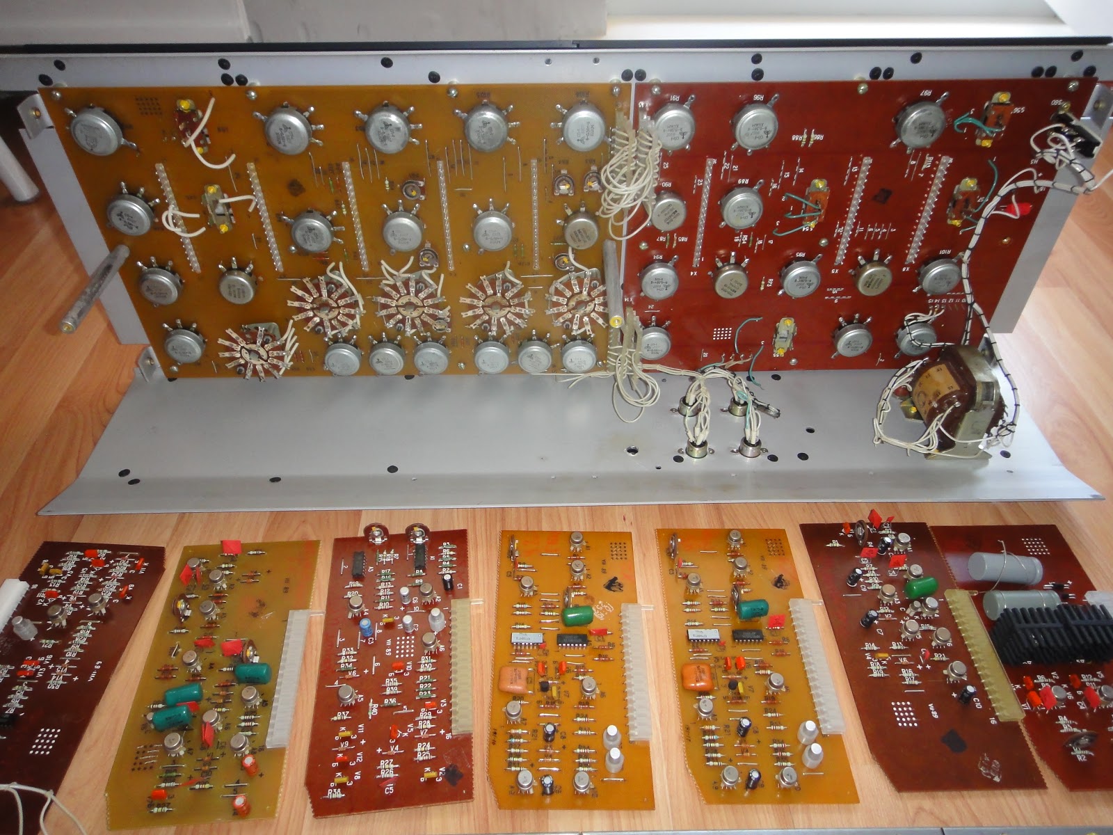 Motion Soundscape: Modified soviet synth Polivoks