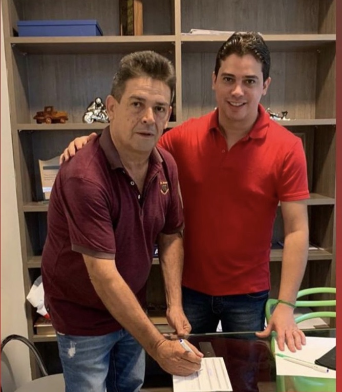 .: SÉRGIO BRITO SE FILIA NO PL E DESFALCA O PT PARA ELEIÇÕES PROPORCIONAIS