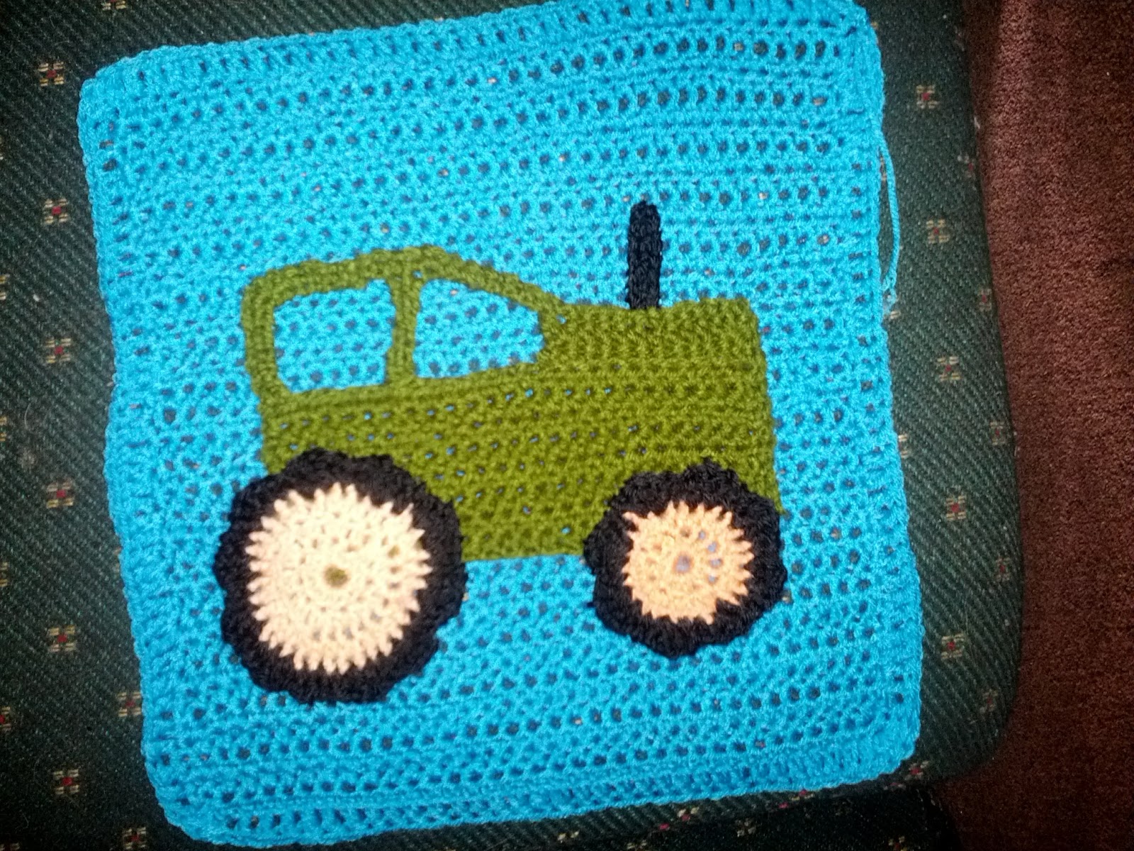 Blooming Lovely: WIP - Crochet Farm Blanket