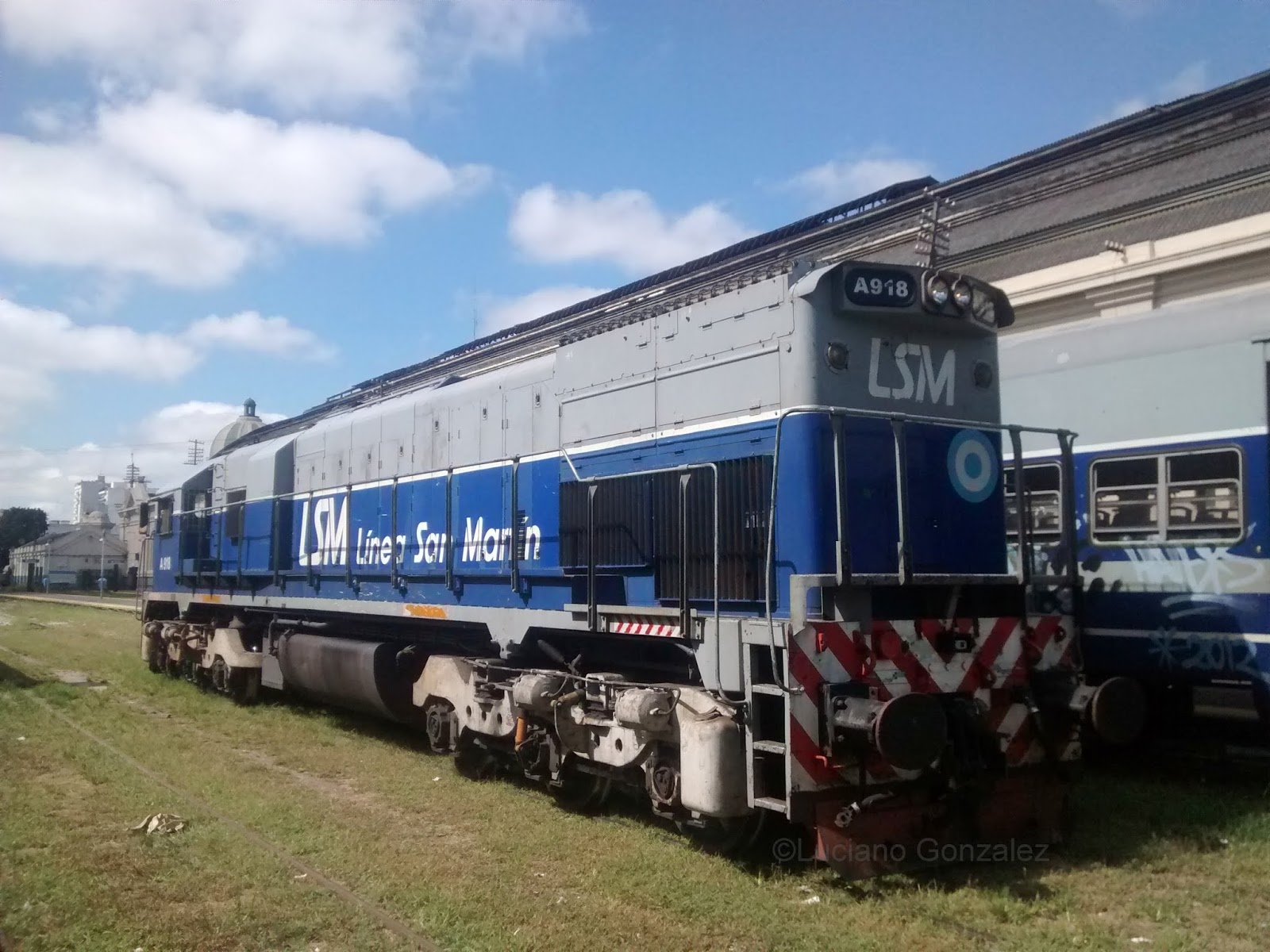 GT22CW-2 A918 - Listado - Entre Máquinas y Vagones